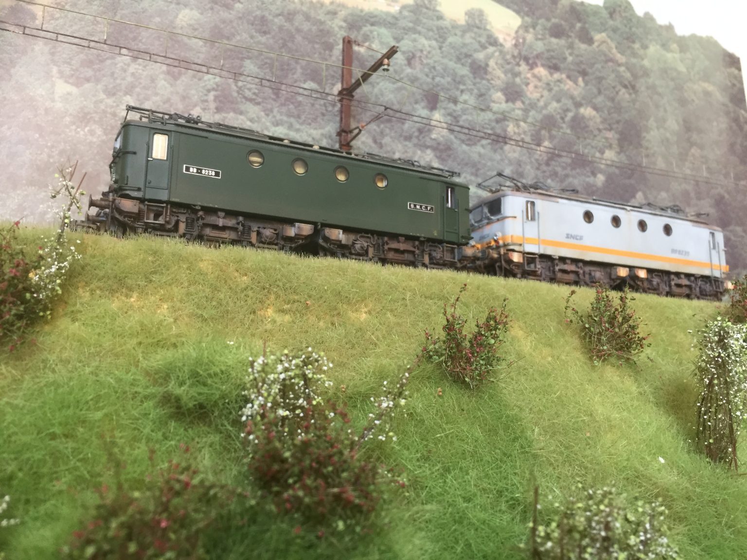 Piko CC 25005, BB 8238, BB 8239 - La patine des trains